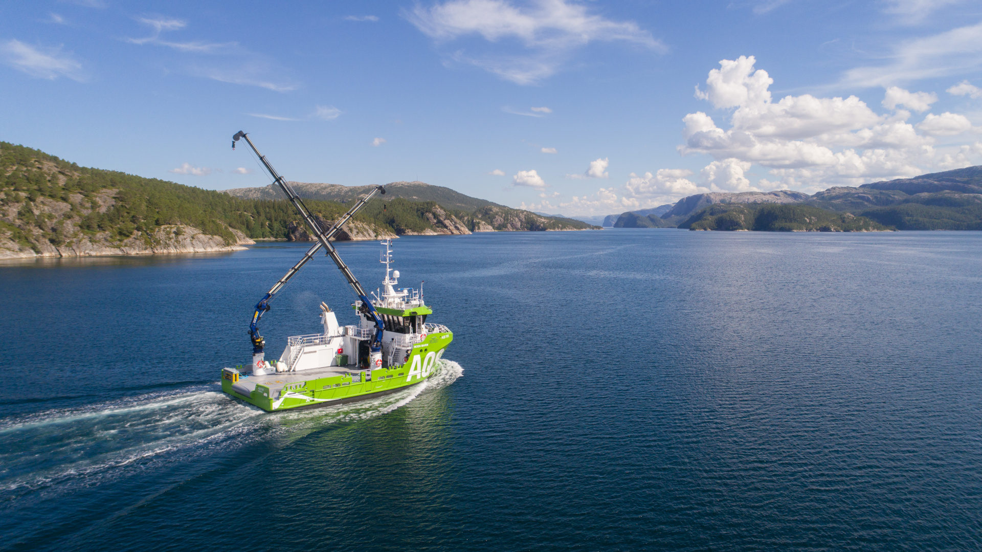 NabWork 2411 HYB - Moen Marin